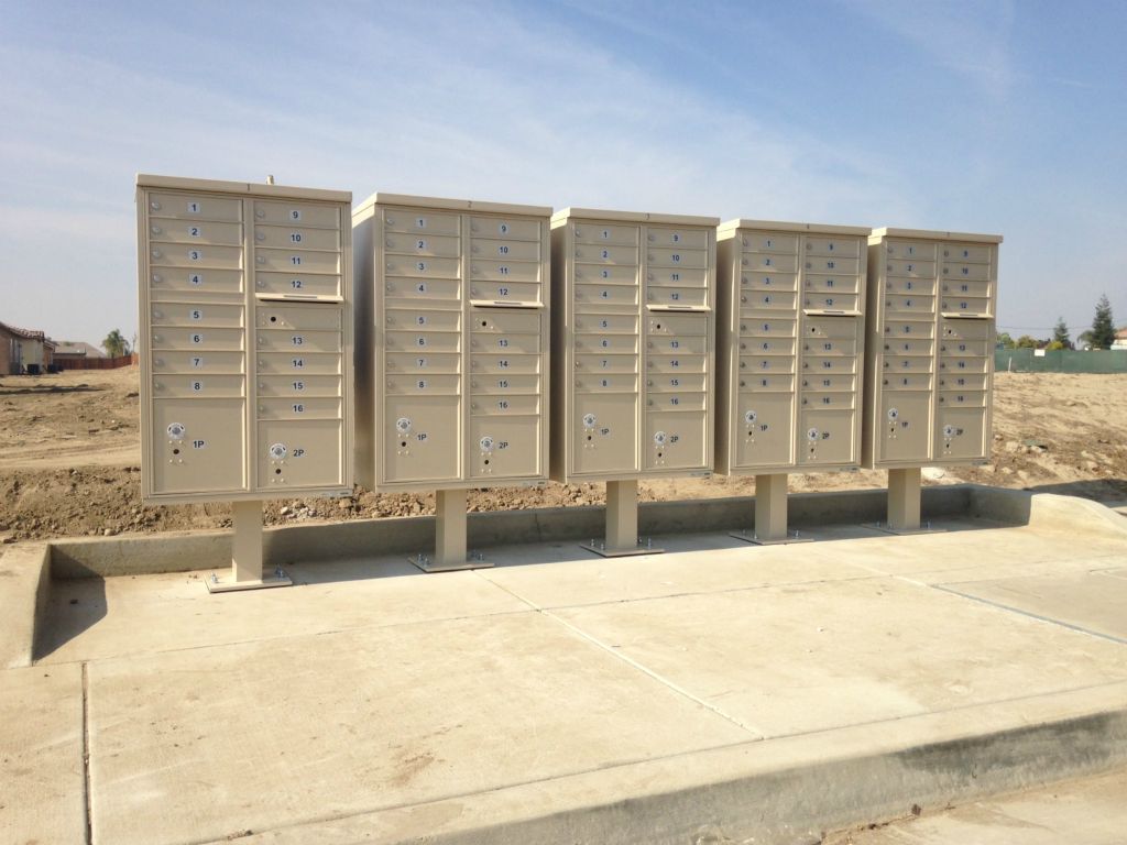 Mailboxes R Us / Hillcrest Construction | Photo Gallery